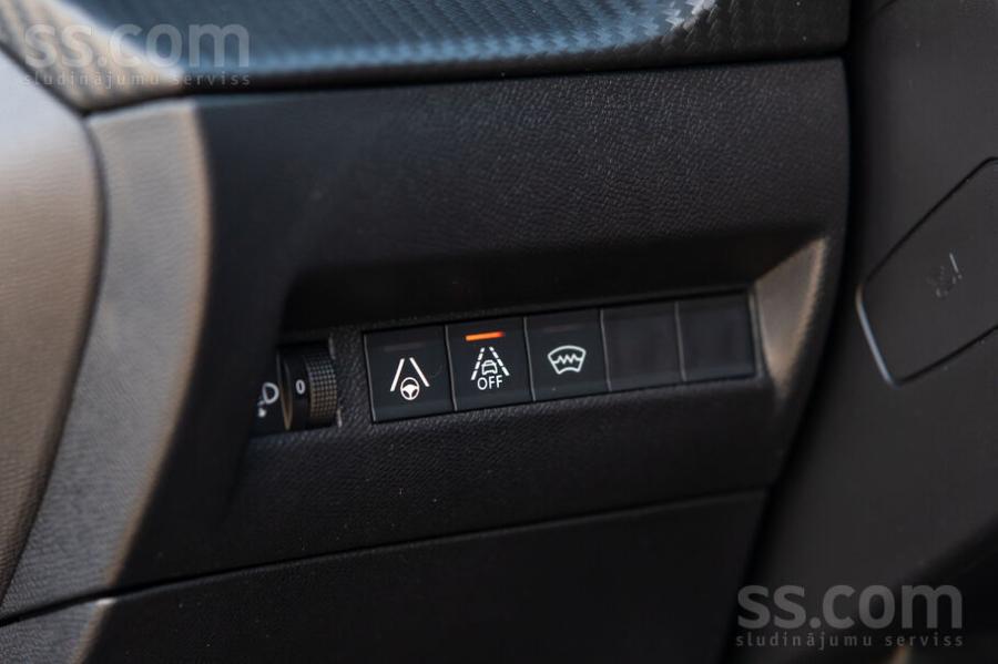 Zils Peugeot 2008 2020 Rīga, ar dzinēja tilpumu 1.50 L un nobraukumu 68 tūkst. km par 19690 €, foto 6 vietnē AUTOMOTO.COM.LV