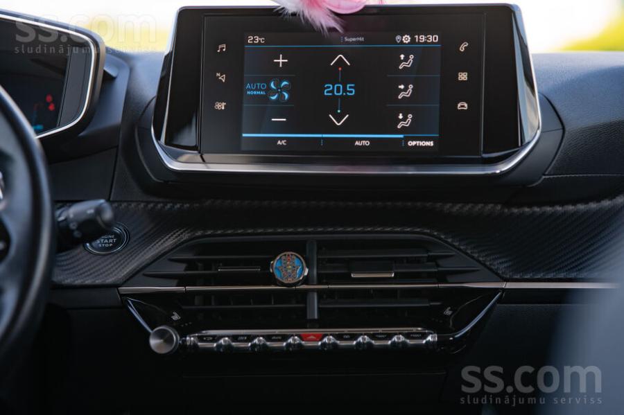 Zils Peugeot 2008 2020 Rīga, ar dzinēja tilpumu 1.50 L un nobraukumu 68 tūkst. km par 19690 €, foto 11 vietnē AUTOMOTO.COM.LV