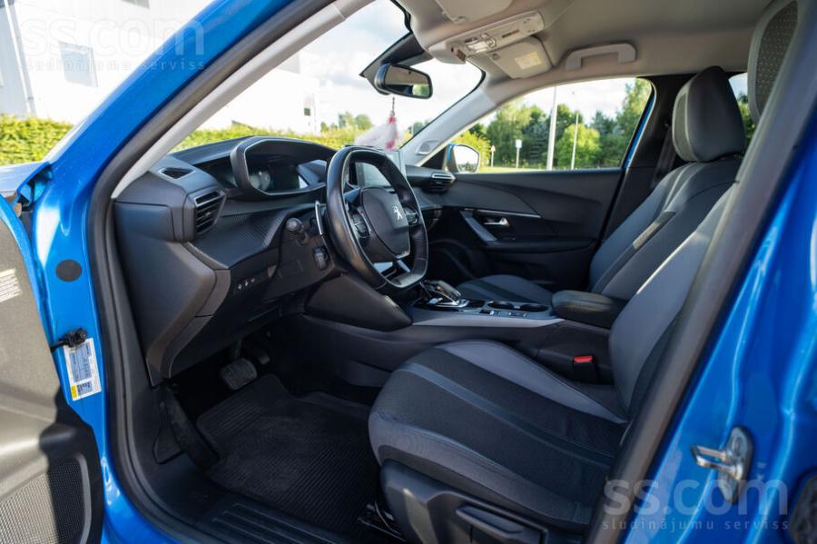 Zils Peugeot 2008 2020 Rīga, ar dzinēja tilpumu 1.50 L un nobraukumu 68 tūkst. km par 19690 €, foto 14 vietnē AUTOMOTO.COM.LV