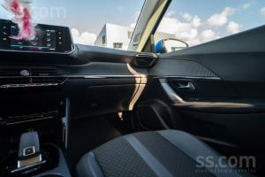 Zils Peugeot 2008 2020 Rīga, ar dzinēja tilpumu 1.50 L un nobraukumu 68 tūkst. km par 19690 €, foto 19 vietnē AUTOMOTO.COM.LV