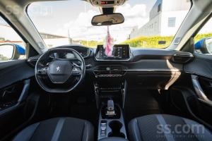 Zils Peugeot 2008 2020 Rīga, ar dzinēja tilpumu 1.50 L un nobraukumu 68 tūkst. km par 19690 €, foto 20 vietnē AUTOMOTO.COM.LV