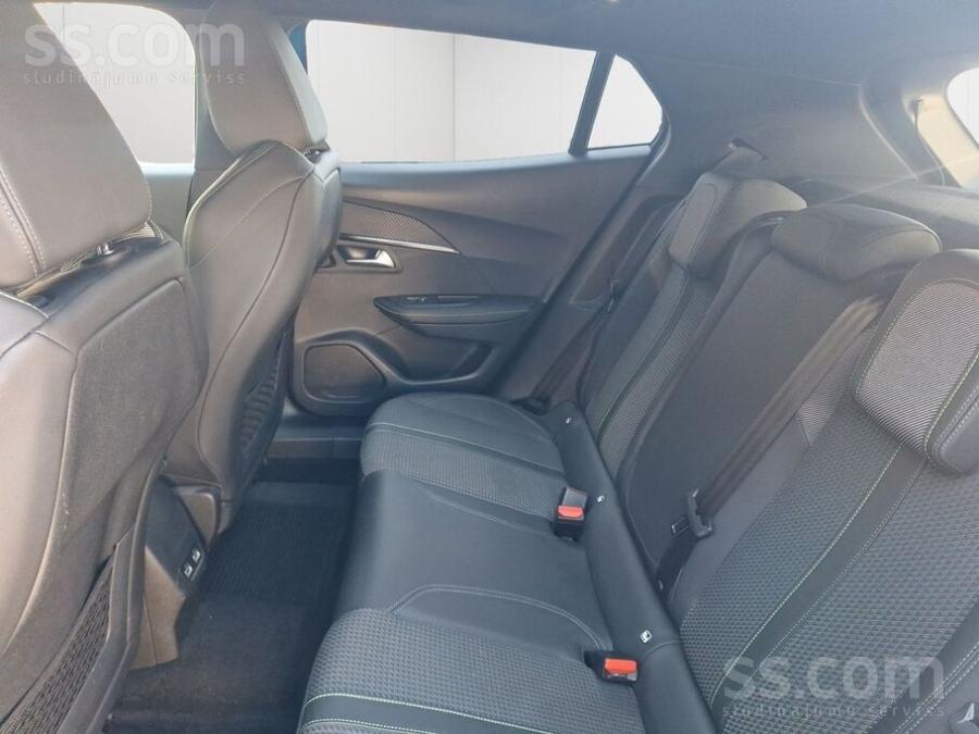 Zils Peugeot 2008 2020 Rīga, ar dzinēja tilpumu 1.50 L un nobraukumu 107 tūkst. km par 13900 €, foto 12 vietnē AUTOMOTO.COM.LV