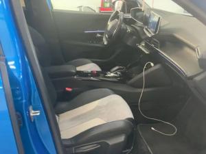Zils Peugeot 2008 2020 Rīga, ar dzinēja tilpumu 0.00 L un nobraukumu 30 tūkst. km par 18990 €, foto 7 vietnē AUTOMOTO.COM.LV
