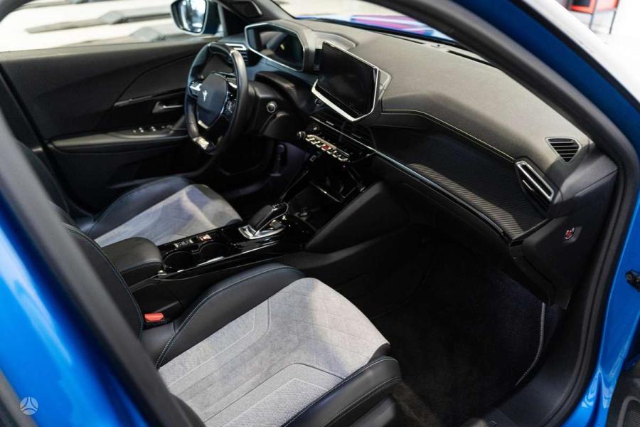 Blue Peugeot 2008 2021 in Vilnius, with an engine capacity of 0.00 L and mileage of 76 thousand km for 15900 €, photo 20 on AUTOMOTO.COM.LV