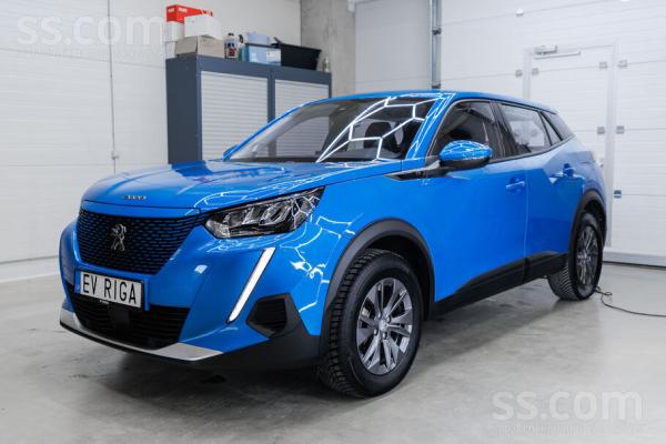 Blue Peugeot 2008 2021 in Riga, with an engine capacity of 1.20 L and mileage of 66 thousand km for 18390 €, photo 4 on AUTOMOTO.COM.LV