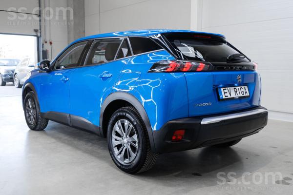 Blue Peugeot 2008 2021 in Riga, with an engine capacity of 1.20 L and mileage of 66 thousand km for 18390 €, photo 6 on AUTOMOTO.COM.LV