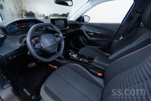 Zils Peugeot 2008 2021 Rīga, ar dzinēja tilpumu 1.20 L un nobraukumu 66 tūkst. km par 18390 €, foto 12 vietnē AUTOMOTO.COM.LV
