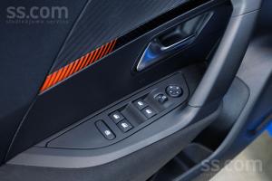 Zils Peugeot 2008 2021 Rīga, ar dzinēja tilpumu 1.20 L un nobraukumu 66 tūkst. km par 18390 €, foto 15 vietnē AUTOMOTO.COM.LV