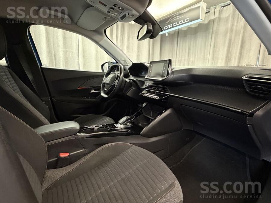 Blue Peugeot 2008 2021 in Riga, with an engine capacity of 1.20 L and mileage of 111 thousand km for 16490 €, photo 30 on AUTOMOTO.COM.LV