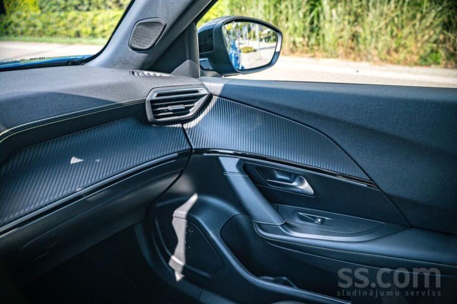 Zils Peugeot 2008 2021 Rīga, ar dzinēja tilpumu 0.00 L un nobraukumu 97 tūkst. km par 16990 €, foto 17 vietnē AUTOMOTO.COM.LV