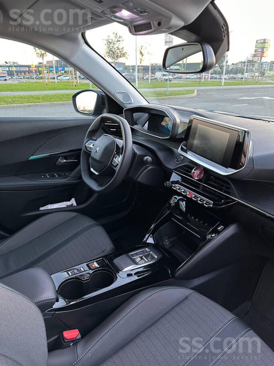 Zils Peugeot 2008 2022 Jūrmala, ar dzinēja tilpumu 0.00 L un nobraukumu 97 tūkst. km par 17000 €, foto 14 vietnē AUTOMOTO.COM.LV