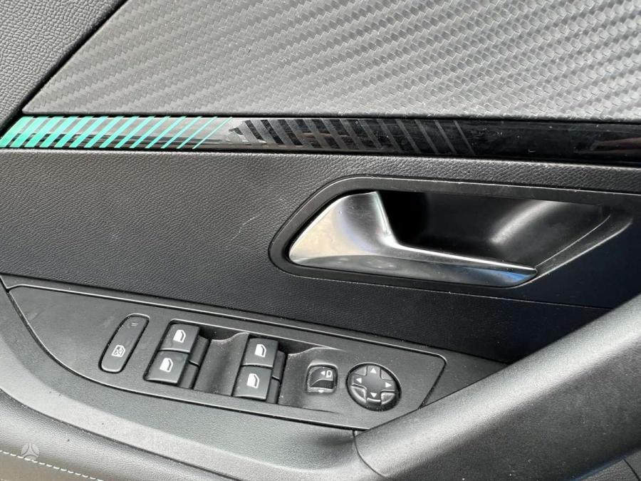 Zils Peugeot 2008 2022 Viļņa, ar dzinēja tilpumu 1.50 L un nobraukumu 178 tūkst. km par 12462 €, foto 12 vietnē AUTOMOTO.COM.LV