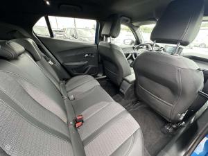 Zils Peugeot 2008 2022 Viļņa, ar dzinēja tilpumu 1.50 L un nobraukumu 178 tūkst. km par 12462 €, foto 18 vietnē AUTOMOTO.COM.LV