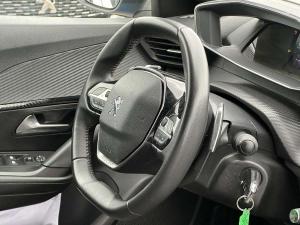 Zils Peugeot 2008 2022 Viļņa, ar dzinēja tilpumu 1.50 L un nobraukumu 178 tūkst. km par 12462 €, foto 20 vietnē AUTOMOTO.COM.LV