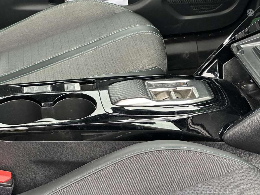Zils Peugeot 2008 2022 Viļņa, ar dzinēja tilpumu 1.50 L un nobraukumu 178 tūkst. km par 12462 €, foto 21 vietnē AUTOMOTO.COM.LV