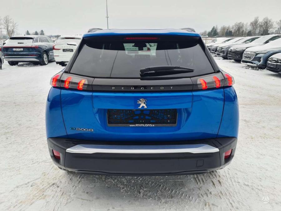 Blue Peugeot 2008 2023 in Siauliai, with an engine capacity of 0.00 L and mileage of 26 thousand km for 18876 €, photo 7 on AUTOMOTO.COM.LV