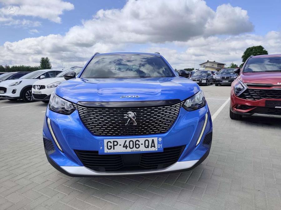 Blue Peugeot 2008 2023 in Taurage, with an engine capacity of 1.50 L and mileage of 172 thousand km for 13552 €, photo 4 on AUTOMOTO.COM.LV