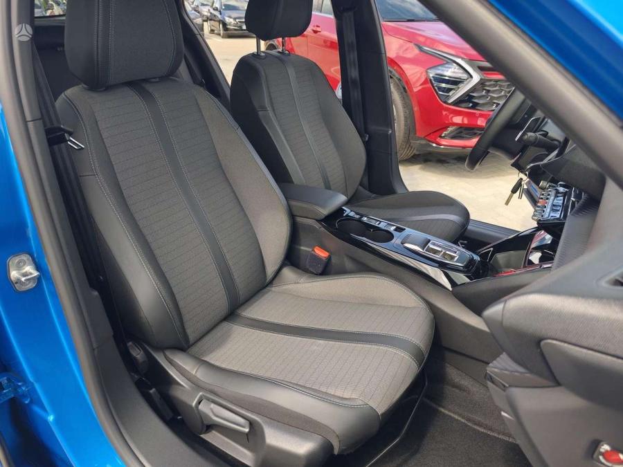 Blue Peugeot 2008 2023 in Taurage, with an engine capacity of 1.50 L and mileage of 172 thousand km for 13552 €, photo 17 on AUTOMOTO.COM.LV