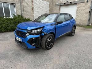 Blue Peugeot 2008 2024 in Klaipeda, with an engine capacity of 1.20 L and mileage of 5 thousand km for 11800 €, photo  on AUTOMOTO.COM.LV