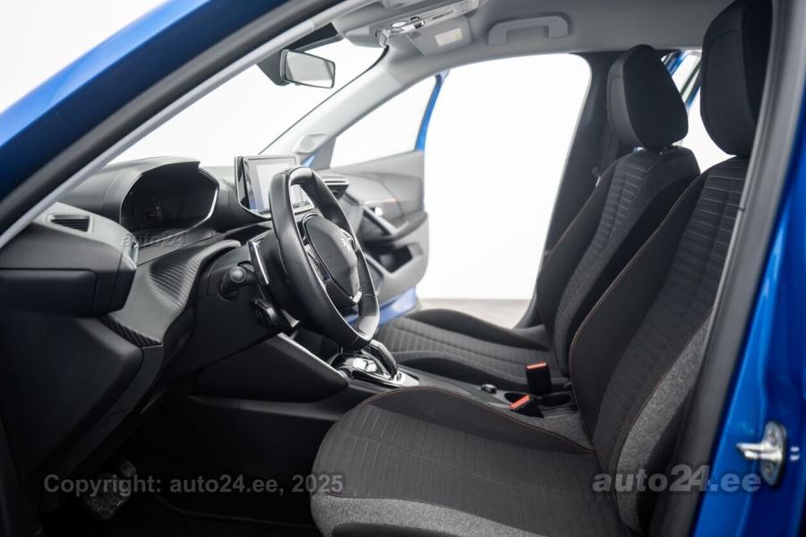 Zils Peugeot 2008 2020 Tallina, ar dzinēja tilpumu 1.20 L un nobraukumu 88 tūkst. km par 12999 €, foto 7 vietnē AUTOMOTO.COM.LV
