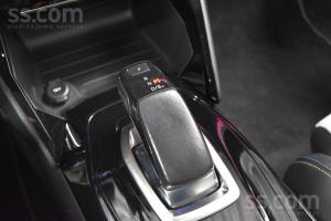 Zils Peugeot 2008 2020 Rīga, ar dzinēja tilpumu 1.20 L un nobraukumu 66 tūkst. km par 18990 €, foto 18 vietnē AUTOMOTO.COM.LV