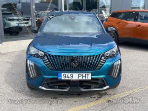 Blue Peugeot 2008 2025 in Tartu, with an engine capacity of 1.20 L and mileage of 13 thousand km for 24990 €, photo 3 on AUTOMOTO.COM.LV