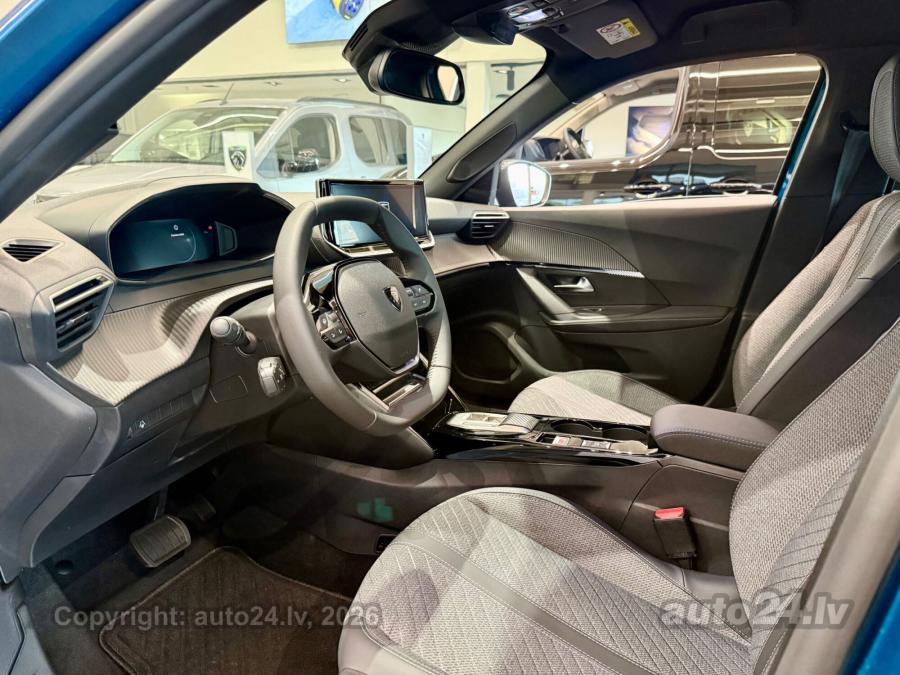 Zils Peugeot 2008 2026 Tallina, ar dzinēja tilpumu 1.20 L un nobraukumu 3 tūkst. km par 28500 €, foto 8 vietnē AUTOMOTO.COM.LV