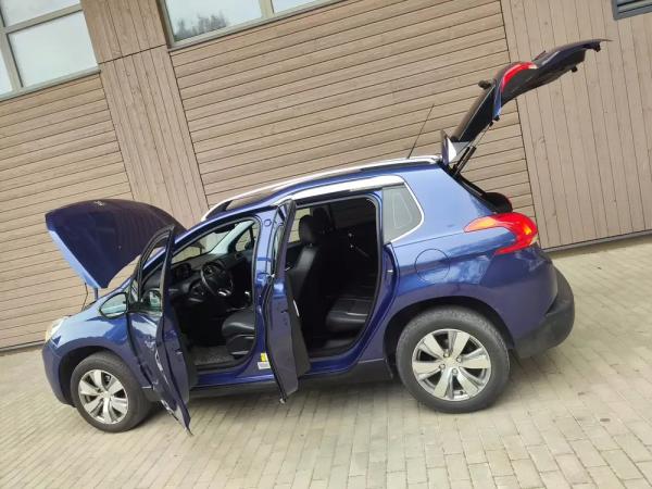 Zils Peugeot 2008 2015 Jelgava, ar dzinēja tilpumu 1.20 L un nobraukumu 111 tūkst. km par 6990 €, foto 6 vietnē AUTOMOTO.COM.LV