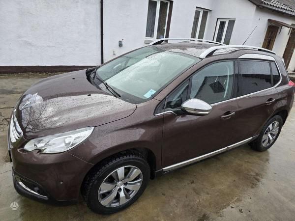Brown Peugeot 2008 2013 in Naujoji Akmene, with an engine capacity of 1.56 L and mileage of 278 thousand km for 4900 €, photo 2 on AUTOMOTO.COM.LV