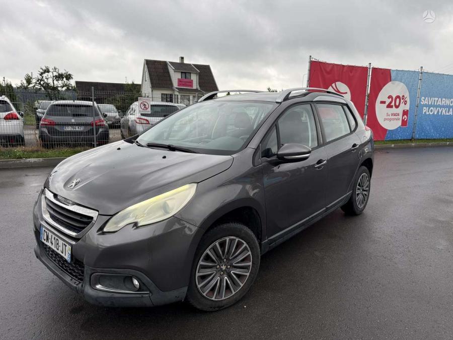 Brown Peugeot 2008 2013 in Taurage, with an engine capacity of 1.20 L and mileage of 162 thousand km for 3600 €, photo 1 on AUTOMOTO.COM.LV