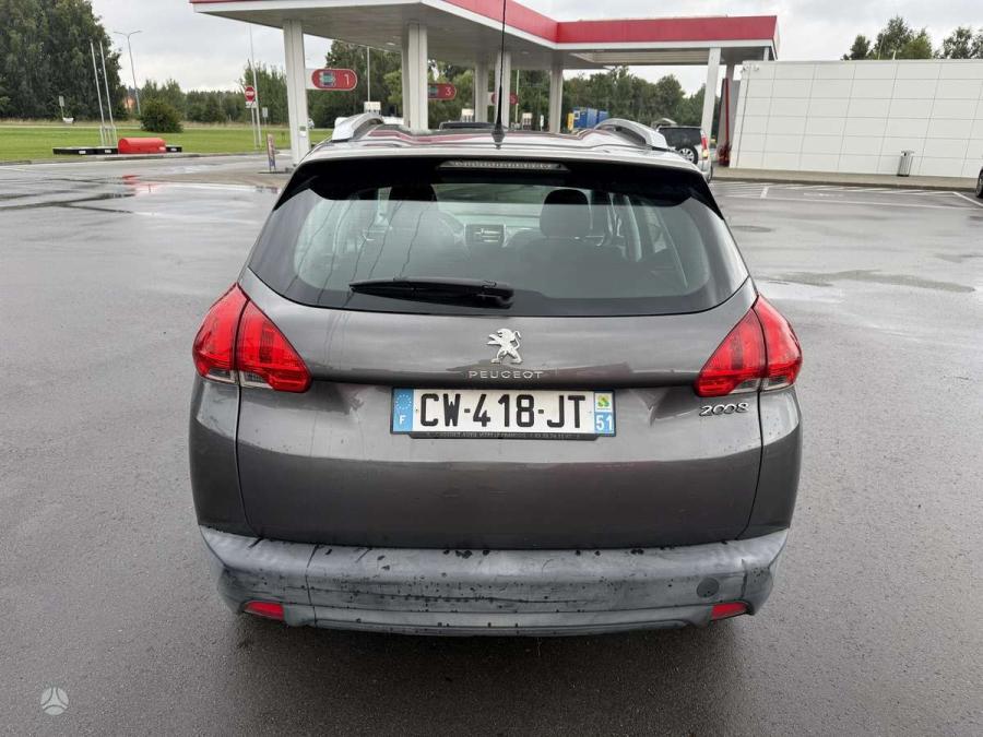 Brown Peugeot 2008 2013 in Taurage, with an engine capacity of 1.20 L and mileage of 162 thousand km for 3600 €, photo 7 on AUTOMOTO.COM.LV