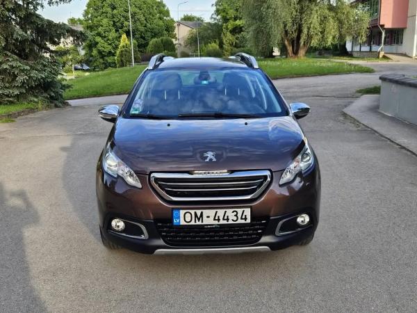 Brown Peugeot 2008 2014 in Jekabpils, with an engine capacity of 1.60 L and mileage of 195 thousand km for 6490 €, photo 3 on AUTOMOTO.COM.LV