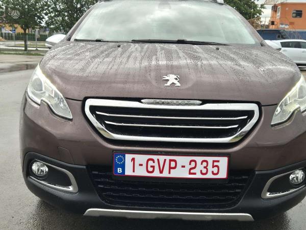 Brown Peugeot 2008 2014 in Siauliai, with an engine capacity of 1.20 L and mileage of 105 thousand km for 5350 €, photo 2 on AUTOMOTO.COM.LV
