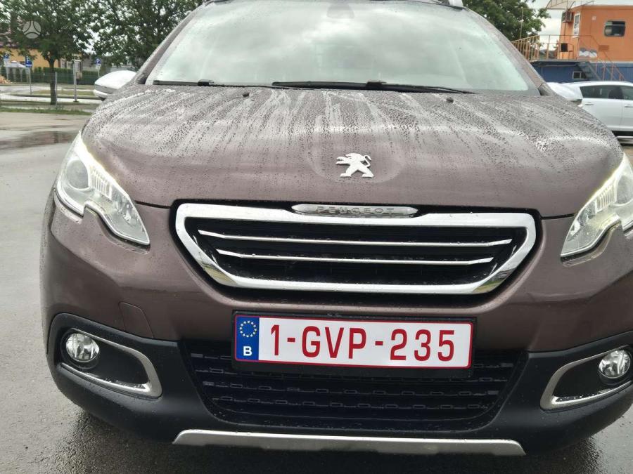 Brown Peugeot 2008 2014 in Siauliai, with an engine capacity of 1.20 L and mileage of 105 thousand km for 5350 €, photo 3 on AUTOMOTO.COM.LV