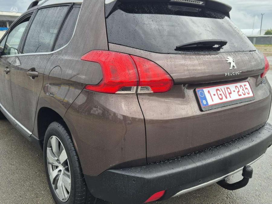 Brown Peugeot 2008 2014 in Siauliai, with an engine capacity of 1.20 L and mileage of 105 thousand km for 5350 €, photo 9 on AUTOMOTO.COM.LV