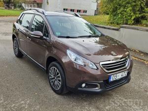 Brown Peugeot 2008 2014 in Jekabpils, with an engine capacity of 1.20 L and mileage of 45 thousand km for 7490 €, photo 5 on AUTOMOTO.COM.LV