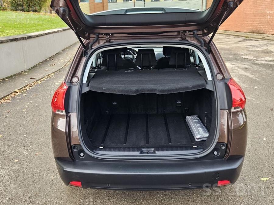 Brown Peugeot 2008 2014 in Jekabpils, with an engine capacity of 1.20 L and mileage of 45 thousand km for 7490 €, photo 20 on AUTOMOTO.COM.LV