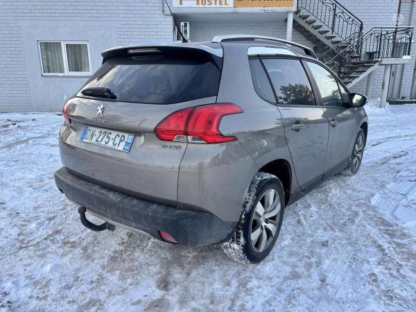 Brūns Peugeot 2008 2015 Tauragė, ar dzinēja tilpumu 1.20 L un nobraukumu 180 tūkst. km par 4600 €, foto 4 vietnē AUTOMOTO.COM.LV