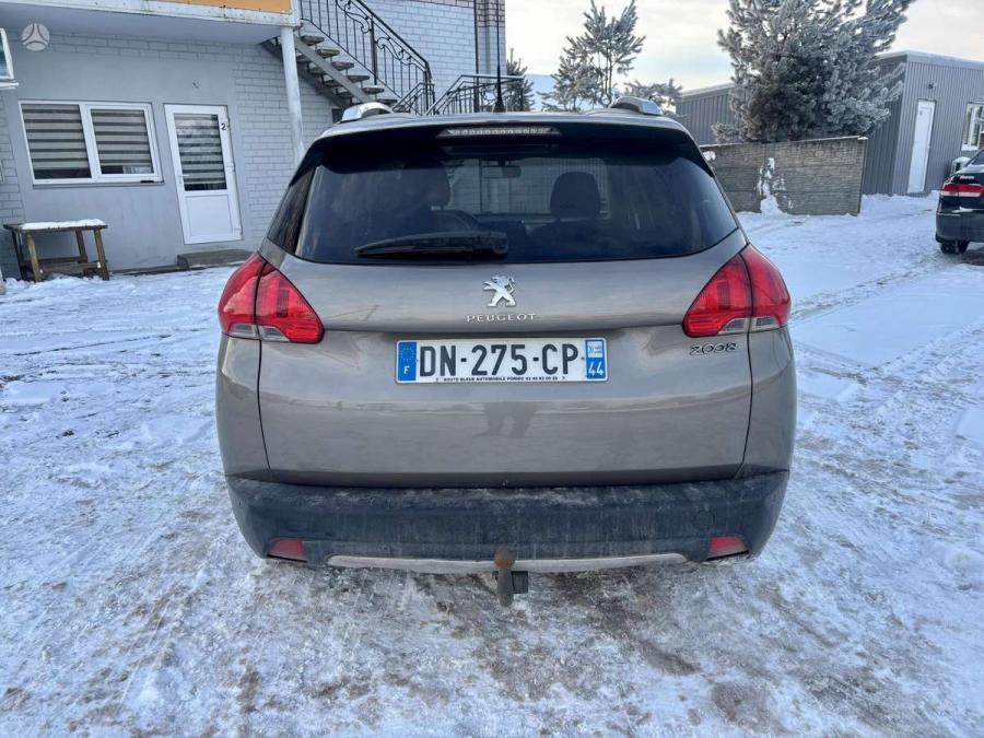 Brūns Peugeot 2008 2015 Tauragė, ar dzinēja tilpumu 1.20 L un nobraukumu 180 tūkst. km par 4600 €, foto 7 vietnē AUTOMOTO.COM.LV