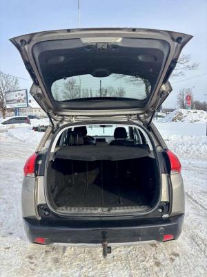 Brown Peugeot 2008 2015 in Taurage, with an engine capacity of 1.20 L and mileage of 180 thousand km for 3600 €, photo 9 on AUTOMOTO.COM.LV