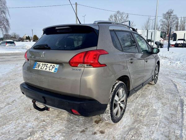 Brūns Peugeot 2008 2015 Tauragė, ar dzinēja tilpumu 1.20 L un nobraukumu 180 tūkst. km par 3600 €, foto 5 vietnē AUTOMOTO.COM.LV
