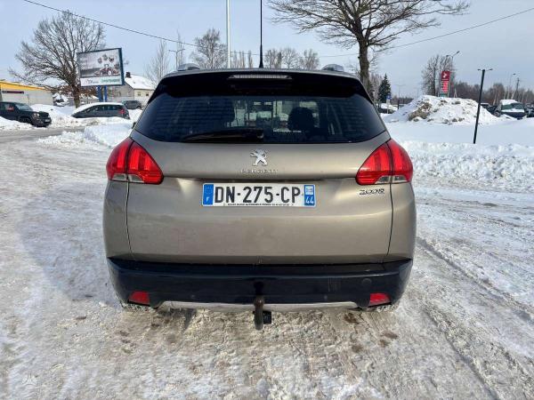 Brūns Peugeot 2008 2015 Tauragė, ar dzinēja tilpumu 1.20 L un nobraukumu 180 tūkst. km par 3600 €, foto 8 vietnē AUTOMOTO.COM.LV