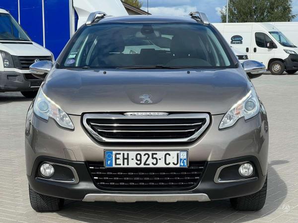 Brūns Peugeot 2008 2016 Tauragė, ar dzinēja tilpumu 1.20 L un nobraukumu 159 tūkst. km par 4700 €, foto 8 vietnē AUTOMOTO.COM.LV
