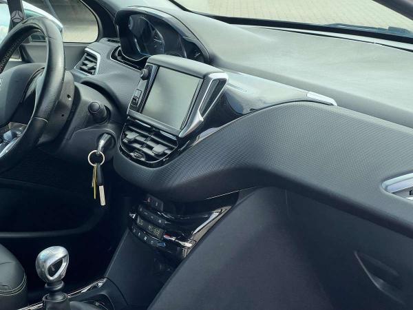 Brūns Peugeot 2008 2016 Tauragė, ar dzinēja tilpumu 1.20 L un nobraukumu 159 tūkst. km par 4700 €, foto 10 vietnē AUTOMOTO.COM.LV
