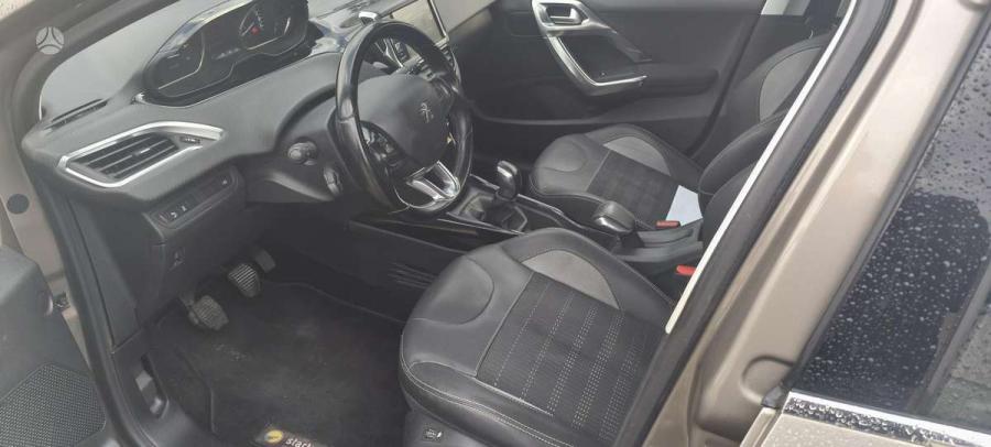 Brūns Peugeot 2008 2017 Tauragė, ar dzinēja tilpumu 1.20 L un nobraukumu 140 tūkst. km par 4850 €, foto 16 vietnē AUTOMOTO.COM.LV