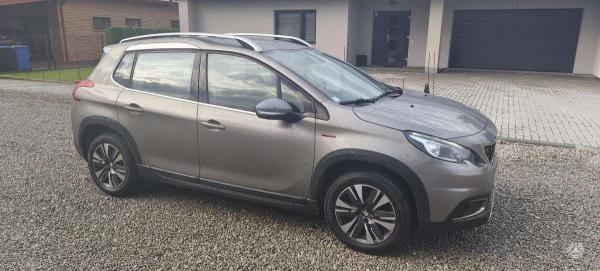 Brown Peugeot 2008 2017 in Taurage, with an engine capacity of 1.20 L and mileage of 140 thousand km for 4850 €, photo 1 on AUTOMOTO.COM.LV