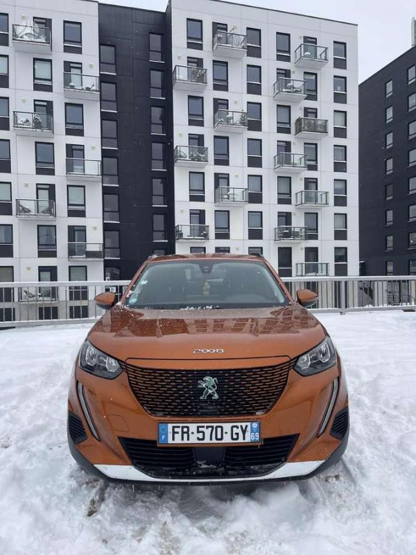 Brūns Peugeot 2008 2020 Viļņa, ar dzinēja tilpumu 0.00 L un nobraukumu 54 tūkst. km par 15125 €, foto 3 vietnē AUTOMOTO.COM.LV