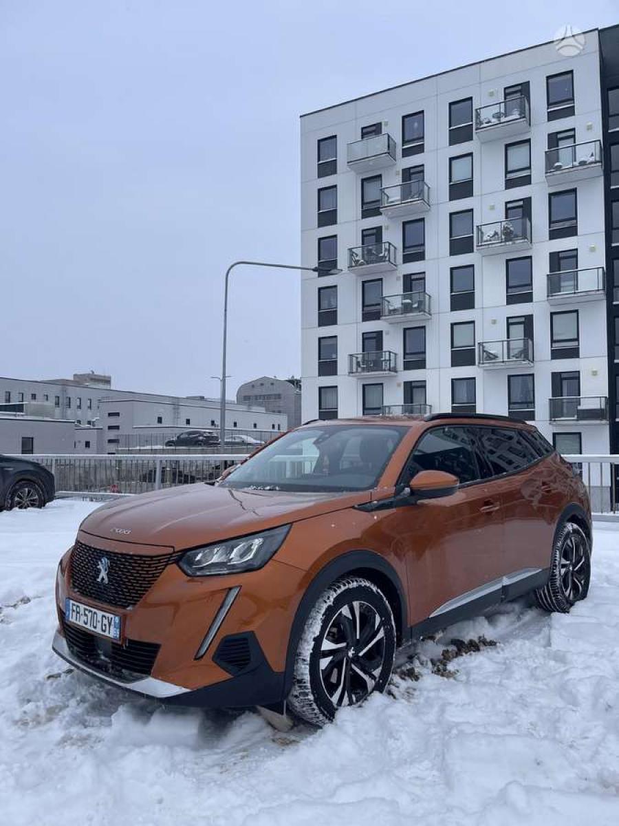 Brown Peugeot 2008 2020 in Vilnius, with an engine capacity of 0.00 L and mileage of 54 thousand km for 15125 €, photo 4 on AUTOMOTO.COM.LV