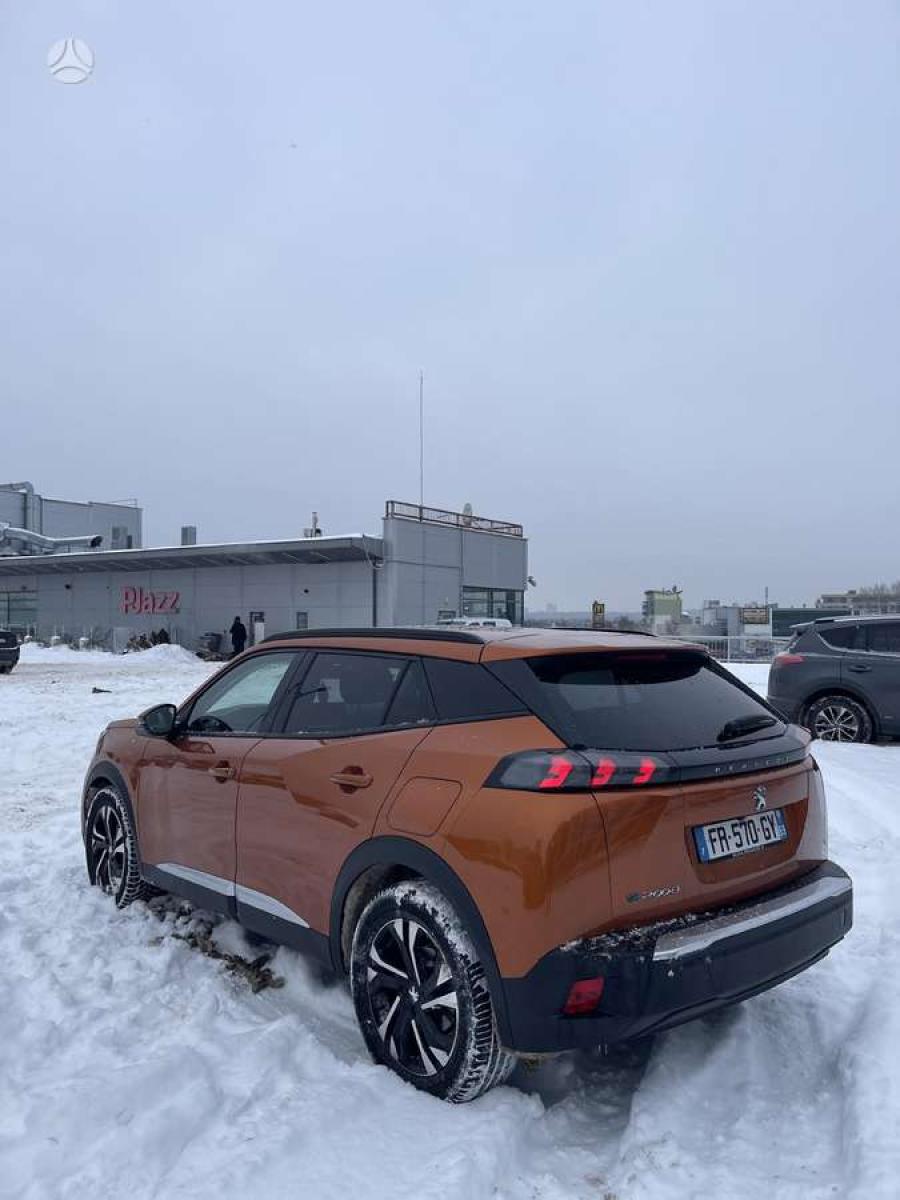 Brown Peugeot 2008 2020 in Vilnius, with an engine capacity of 0.00 L and mileage of 54 thousand km for 15125 €, photo 7 on AUTOMOTO.COM.LV