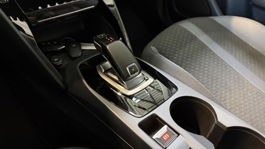 Brūns Peugeot 2008 2020 Rīga, ar dzinēja tilpumu 1.20 L un nobraukumu 136 tūkst. km par 1350000 €, foto 22 vietnē AUTOMOTO.COM.LV